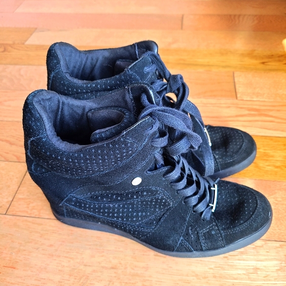 Coach | Shoes | Coach Alexis Black Suede Sneakers In Size 8 | Poshmark